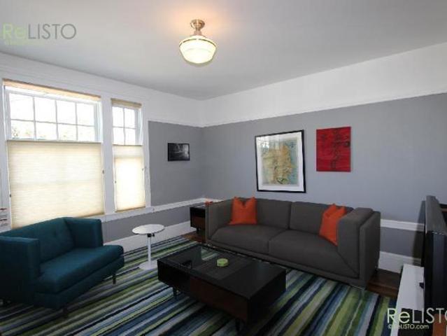 newly remodeled 2 bedroom, 2 bath