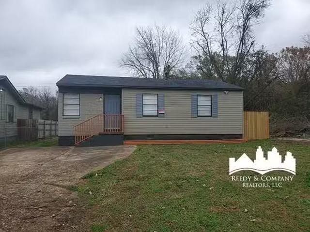 Newly Remodeled Gem 4392 Ryan St