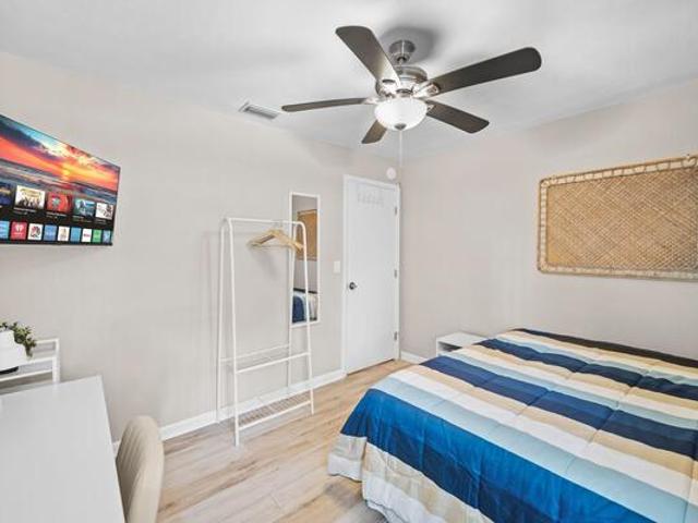 Newly Remodeled, Free Laundry, Near Hospitals