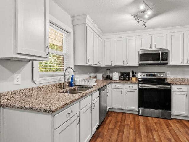 Newly remodeled home with all brand new furnishing