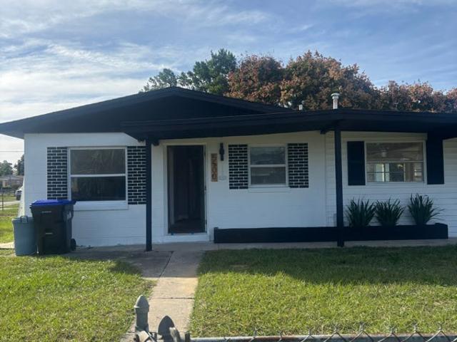 Newly Remodeled Individual Rooms For Rent_Availabl