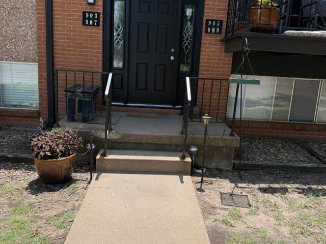 Newly remodeled large one BR in Riverside