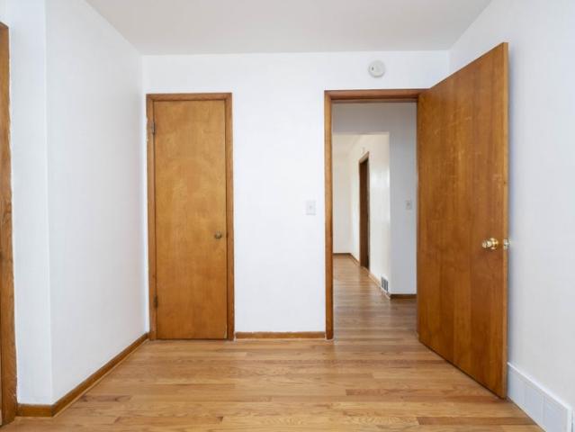 Newly remodeled, new appliance 2 bedroom