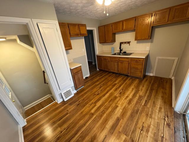 Newly Renovated 3 Bedroom Home with Basement & Garage – Euclid, OH