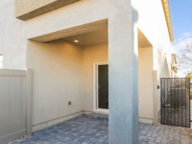 Newly Renovated 3bedroom, 2bathroom Family House!