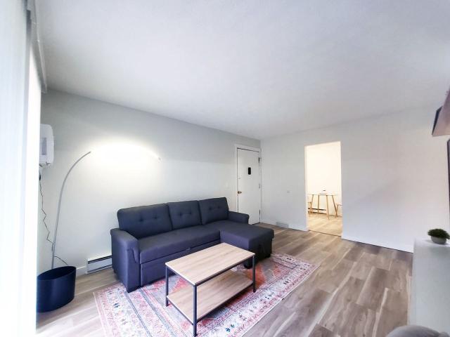 Newly Renovated 1 & 2 Bedroom Apartments in Canton, OH 2 Bedroom Apartment for Rent at 2701 Harrison Ave Nw, Canton, OH 44709