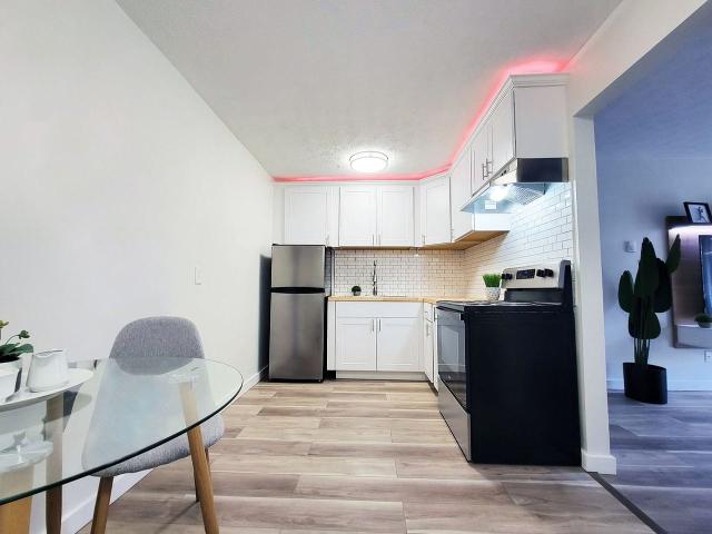 Newly Renovated 1 & 2 Bedroom Apartments in Canton, OH 2 Bedroom Apartment for Rent at 2701 Harrison Ave Nw, Canton, OH 44709