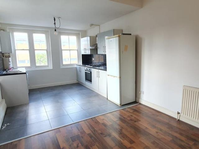 Newly renovated 1 bed room flat in Brick Lane