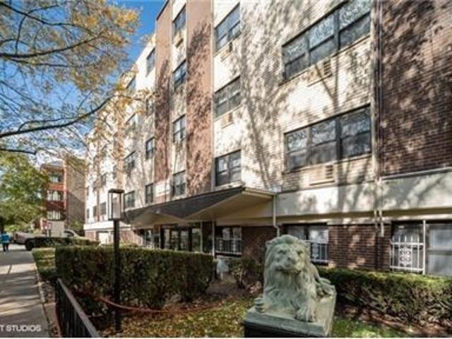 Newly Renovated 1 Bedroom Apartment Avaliable