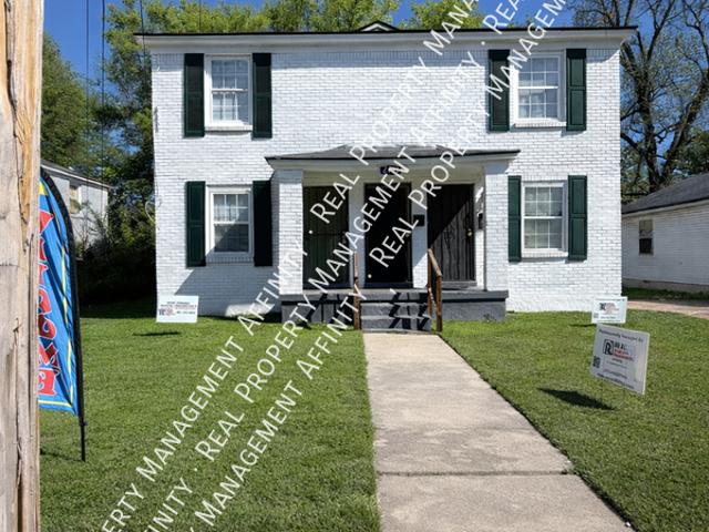 Newly Renovated 1 Bedroom in a Quiet 4 Unit Property. Section 8 Welcome
