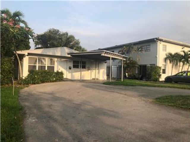 Newly renovated 2/2