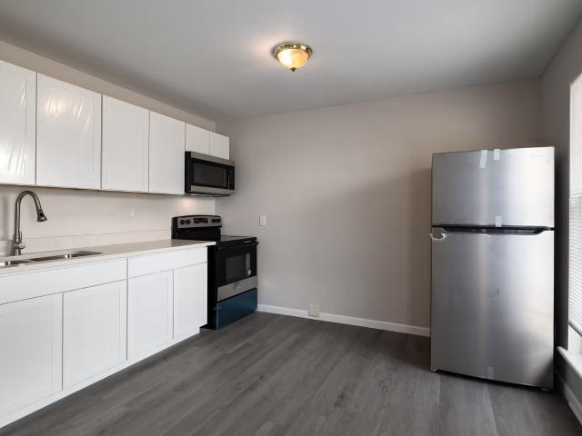 Newly Renovated 2 Bedrooms!