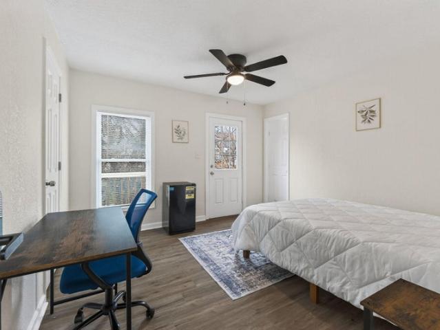 Newly Renovated | 5 Private Bathroom Suites |