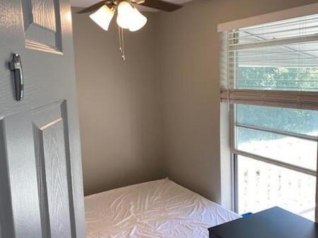 Newly renovated & cozy DeSoto House with Workspace