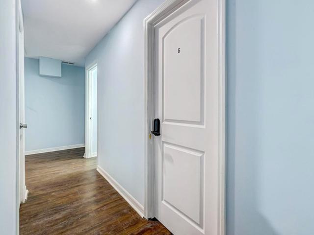 Newly renovated & cozy Jacksonville House with Dining area