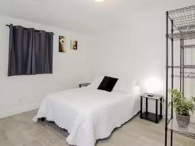 ! Newly renovated & comfortable Tampa House with Backyard id.