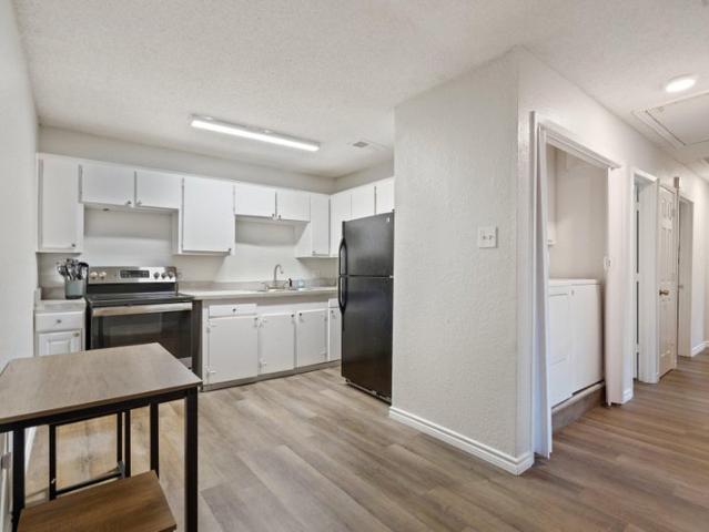 Newly renovated Comfy Property with low number