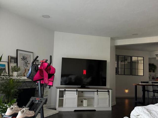 Newly Renovated Condo | Private RoomBathroomPool &