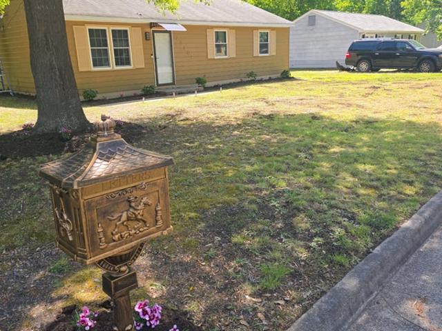 Newly Renovated clean furnished rooms