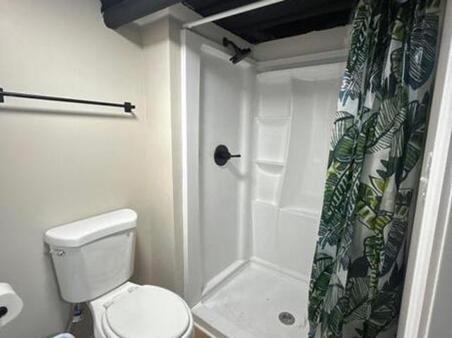 Newly Renovated All Ensuite Home Near Downtown Atlanta!