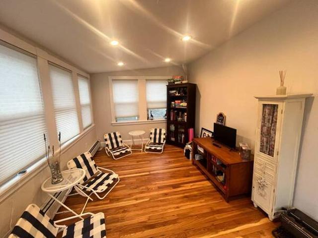 Newly Renovated Apartment Beverly Farms