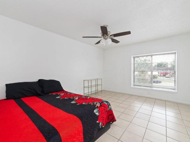 NEWLY RENOVATED APARTMENT IN HOUSTON 3 Bedroom Apartment for Rent at 8100 Leonora St, Houston, TX 77061 Greater Hobby Area