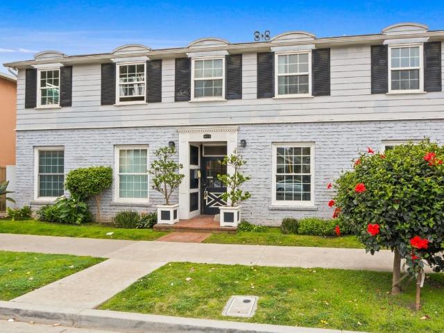 NEWLY RENOVATED APARTMENTS IN PRIME ALAMITOS BEACH Studio Apartment for Rent at 1734 E 3rd St, Long Beach, CA 90802 Bixby Park