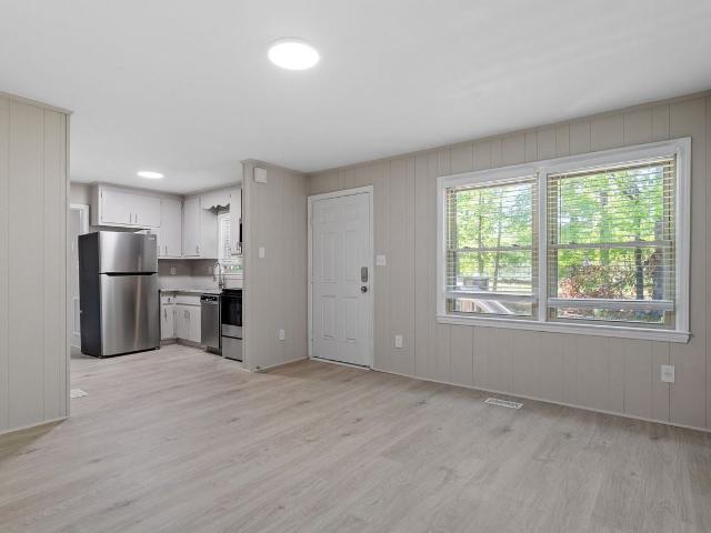 Newly Renovated Apartments near Downtown Durham 1 Bedroom Apartment for Rent at 936 Morreene Rd, Durham, NC 27705
