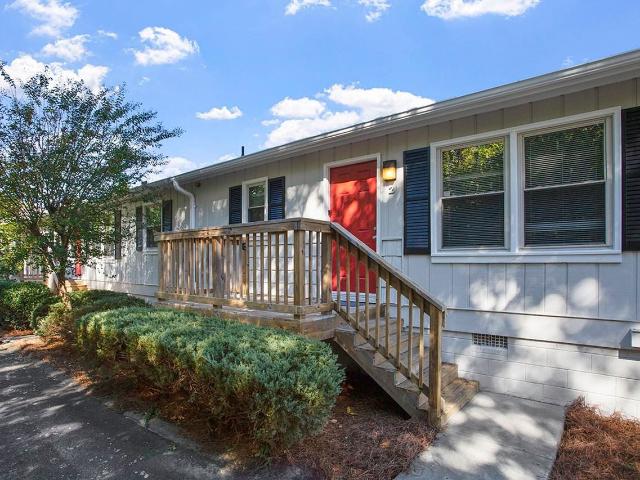 Newly Renovated Apartments near Downtown Durham 1 Bedroom Apartment for Rent at 936 Morreene Rd, Durham, NC 27705