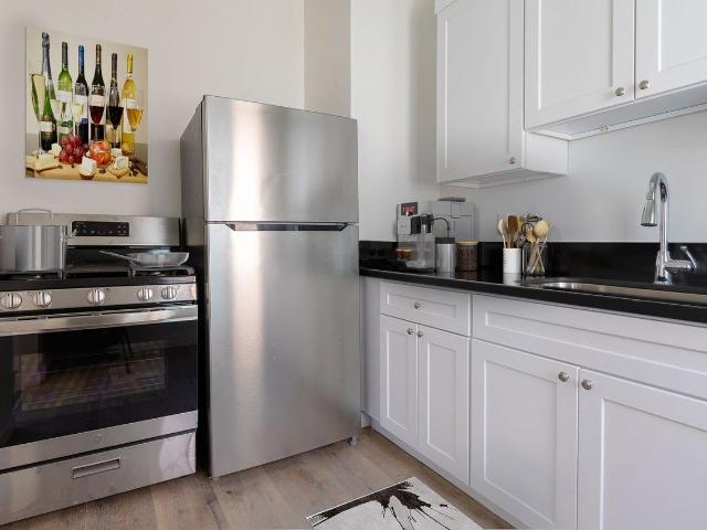 Newly Renovated Apartments Studio Apartment for Rent at 727 S Mariposa Ave, Los Angeles, CA 90005 Wilshire Center Koreatown