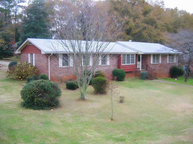 Newly Renovated & Beautiful Tucker Home with Backy