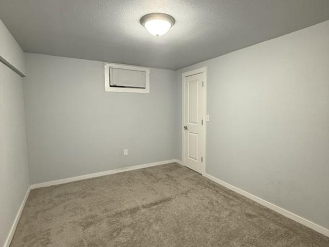 Newly renovated bedroom and bonus room for rent