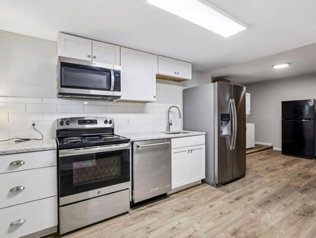 Newly Renovated Bright & Spacious Gwinnett Villag