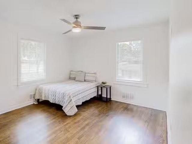 NEWLY RENOVATED DECATUR HOME! Clean • Modern • Comfortable • M.