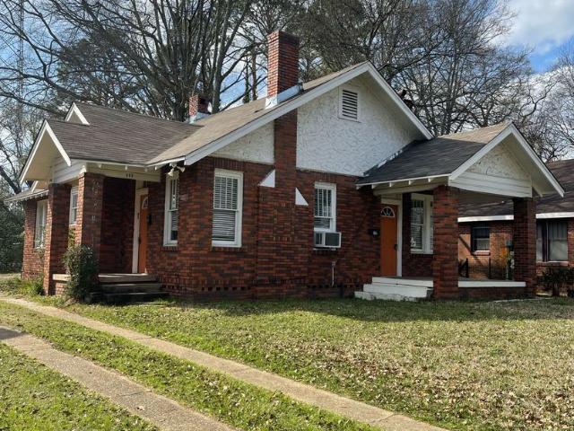 Newly Renovated Duplex