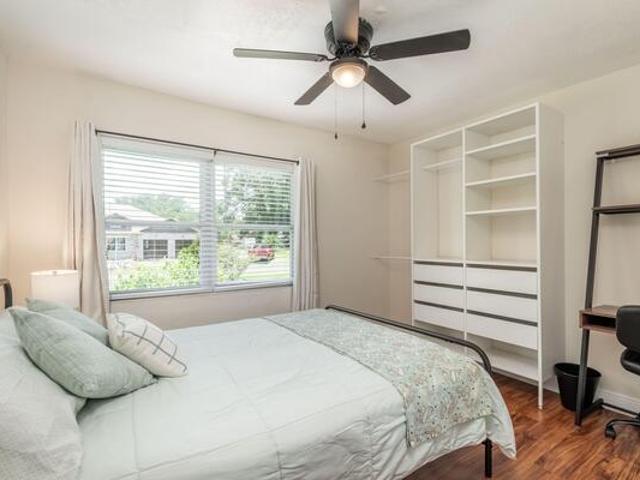 Newly Renovated & Full of Comfort – Your Ocala Retreat Awaits