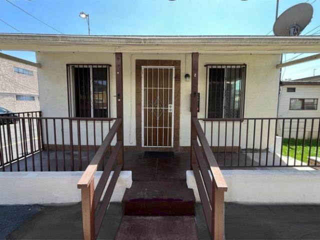 Newly renovated House rental 1BD 1BA in a quiet ga
