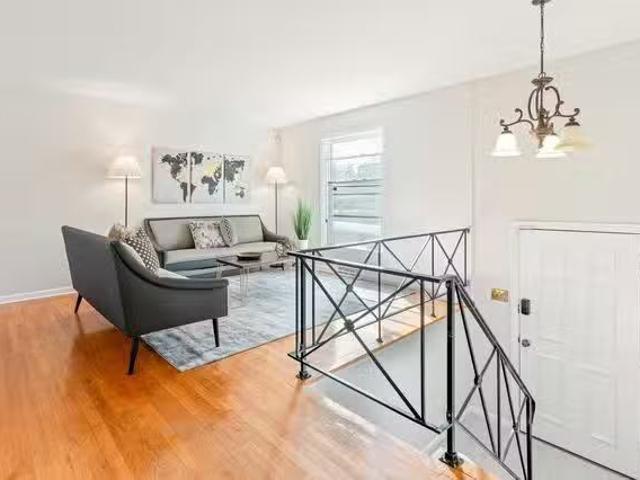Newly Renovated Home 5 Mins from Hull Street Rt 360 & Chippenh.