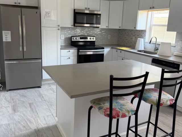 Newly renovated Home| Great location close to Med