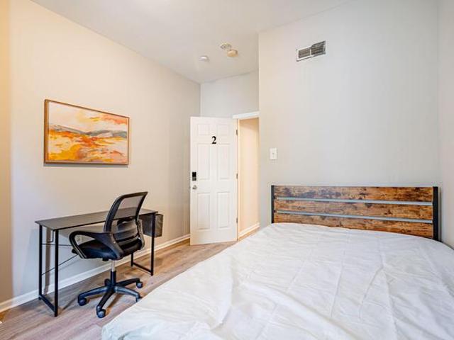 Newly renovated home in North Philly, close to public transportation, restaurants, supermarket
