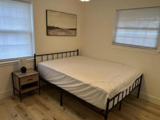 Newly Renovated & Homey St. Augustine Duplex / Multiplex with Backyard