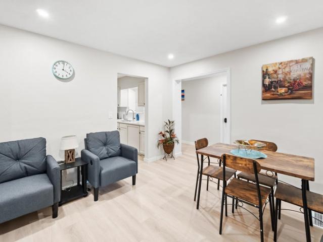 Newly Renovated in April 2025 Work Desks with Off