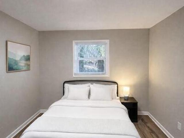 Newly Renovated in Elmco Estates Atlanta