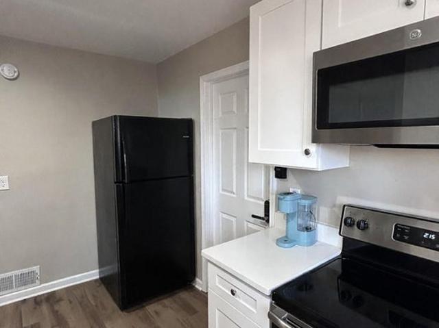 Newly Renovated in Elmco Estates Atlanta