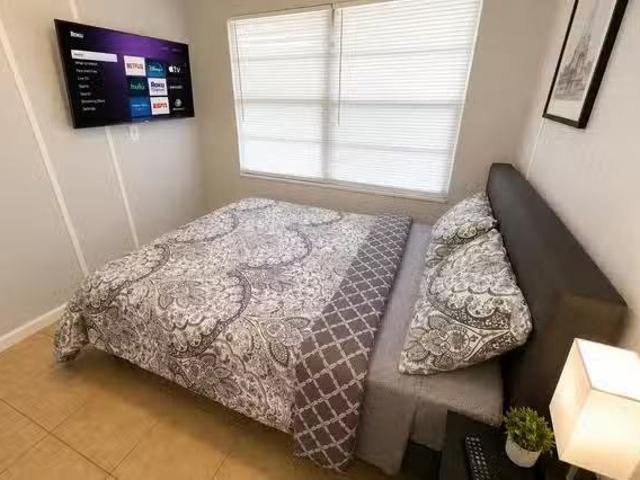 Newly renovated Jacksonville Bungalow id. 2245