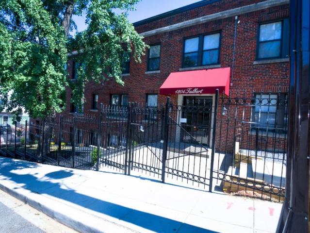 Newly Renovated One Bedroom Apartments UTILITIES I