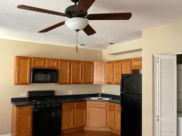 Newly Renovated Large 1 Bed 1 Bath Bedroom