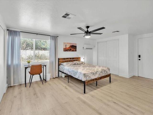 Newly Renovated Large Rooms Very Quiet Home Mesa | Steps from Light Rail & Pioneer Park Bi‑Weekly Cleaning Include