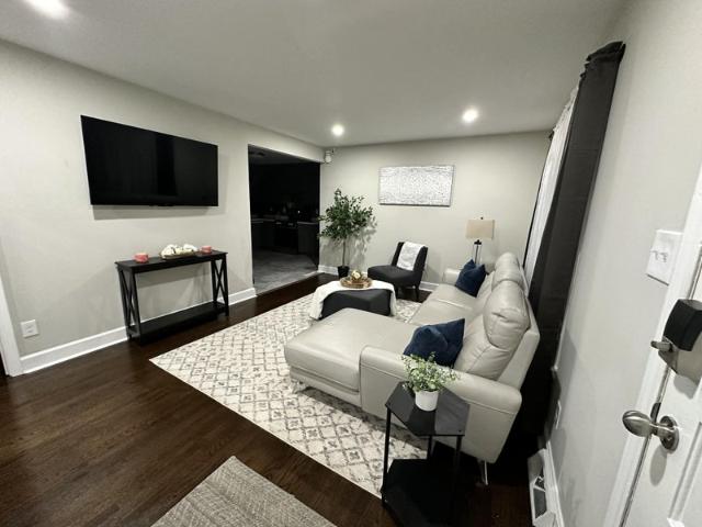 Newly renovated. Modern and comfy!