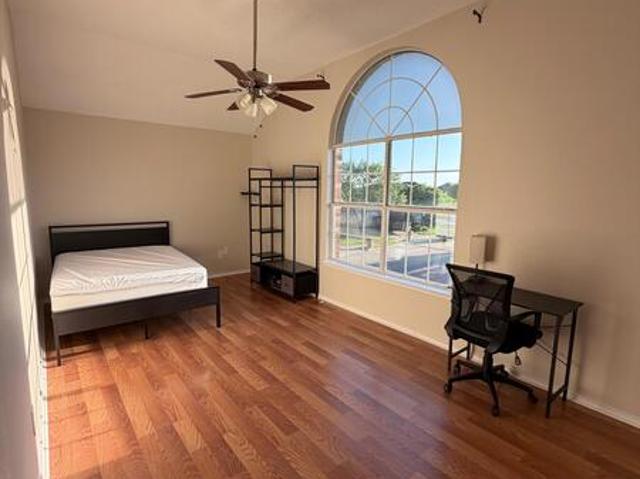 Newly renovated shared living | 11 Min to public transit | Walking distance to shops + restaurants
